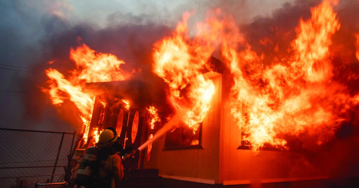 Los Angeles Palisades Fire destroys Corpus Christi Catholic Church ...