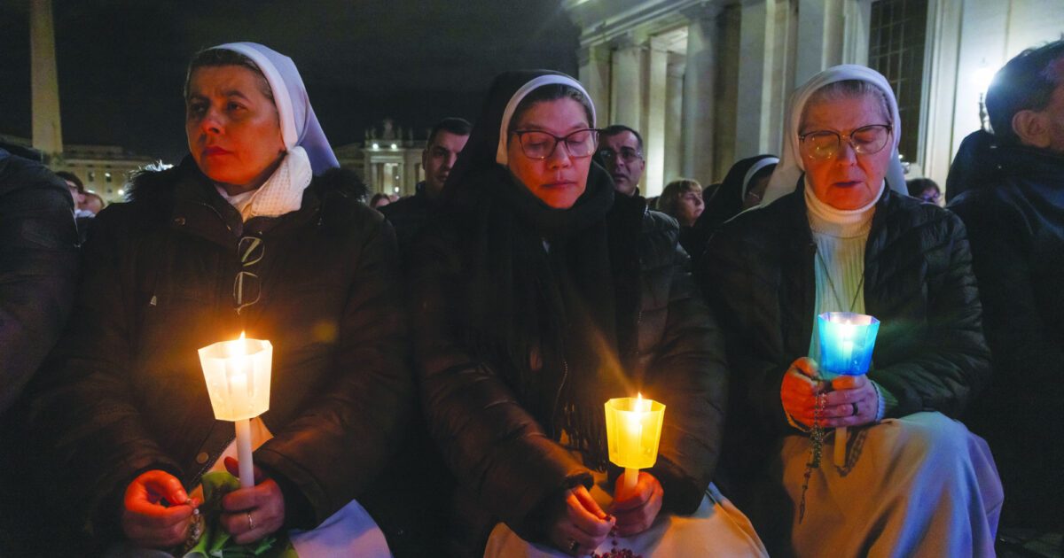 Pope no longer on mechanical ventilation after respiratory crises ...