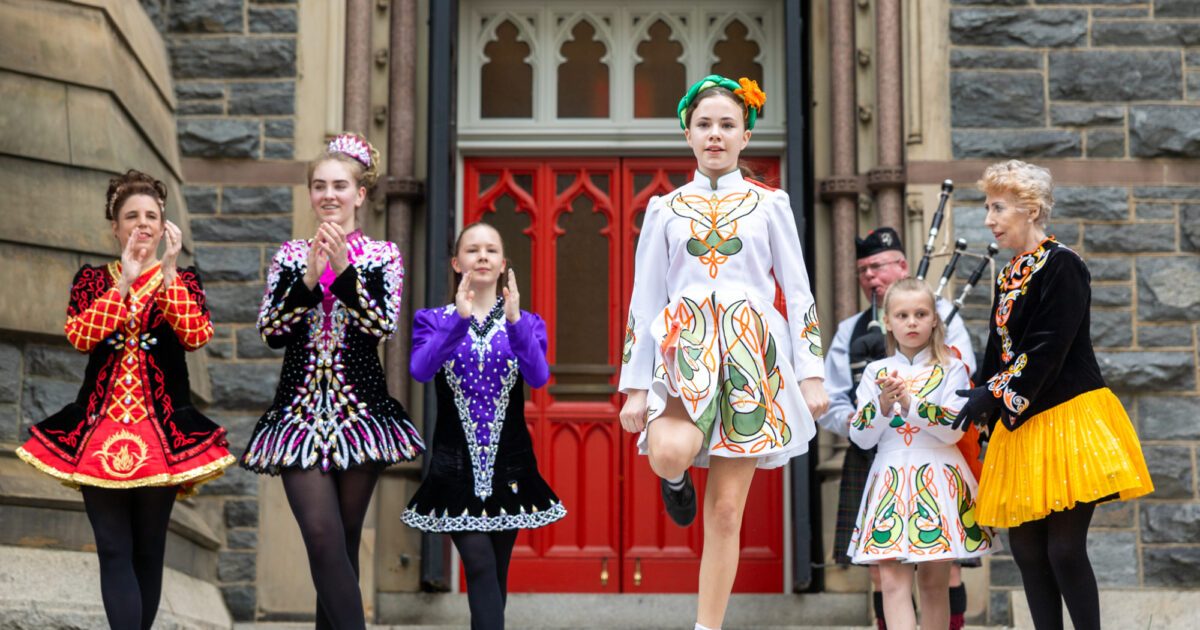 Photo Gallery : With Irish dancing and bagpipes, annual Mass at St ...