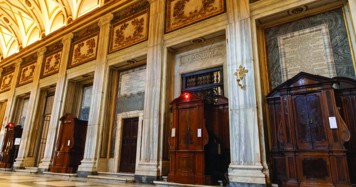 In final testament, pope asks for simple burial, prayed for peace ...