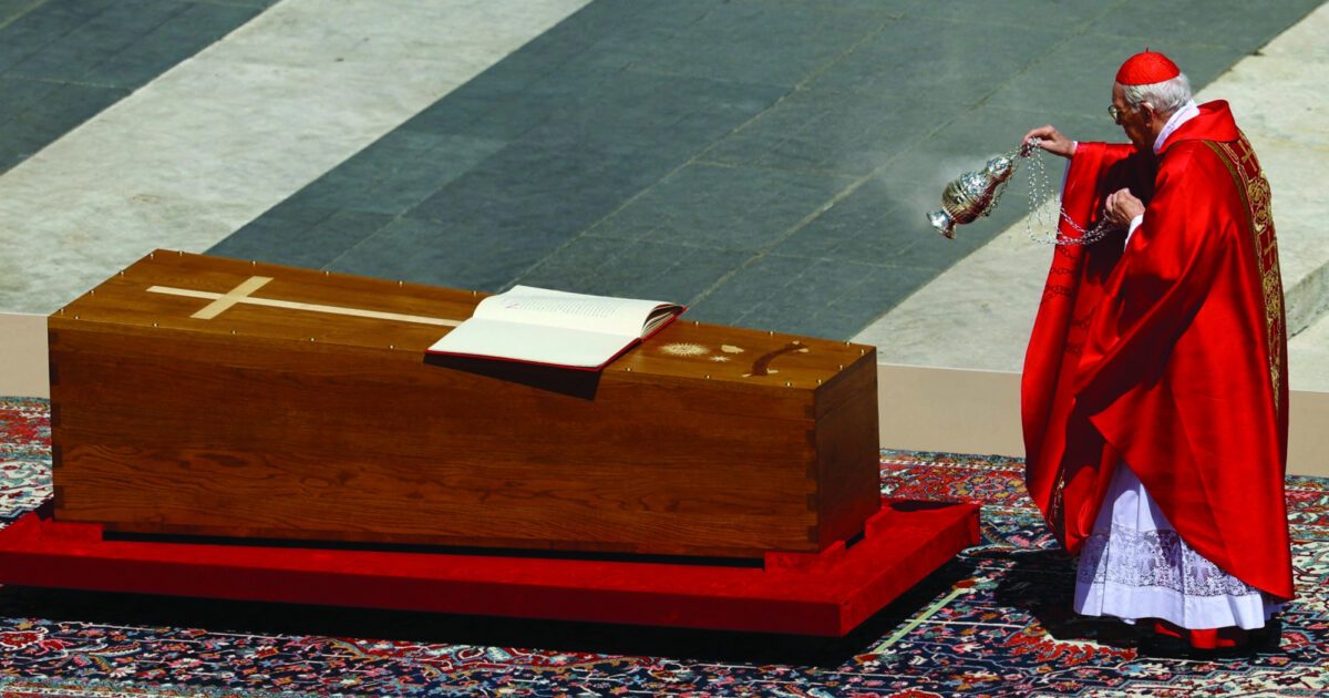 Poor and powerful pray for eternal repose of a pope ‘with an open heart ...
