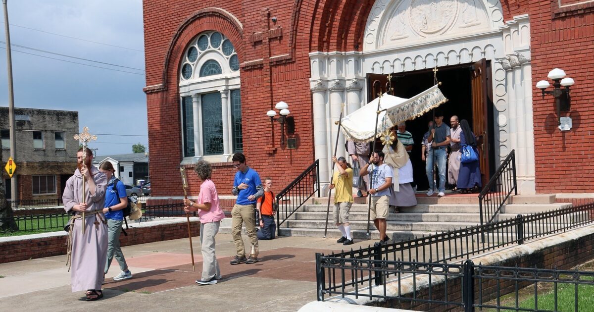 National Eucharistic Pilgrimage 'is so radical and so crazy, and I'm ...