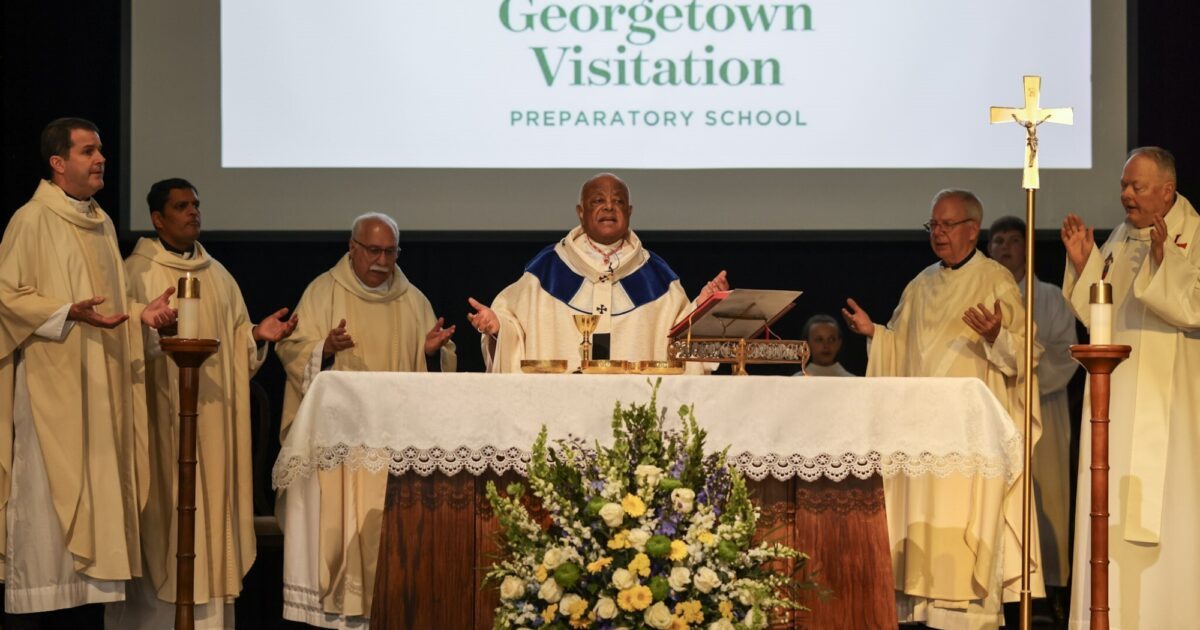 At 225th anniversary Mass and reception, Georgetown Visitation ...