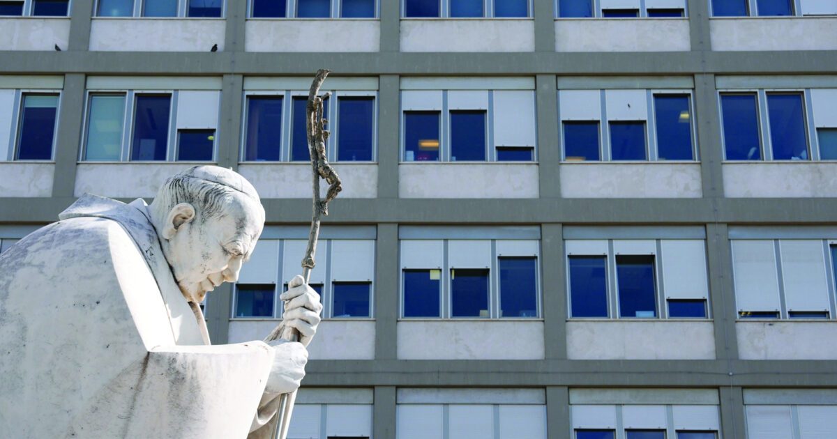 Pope’s on stronger ventilation after ‘isolated crisis of bronchospasm ...