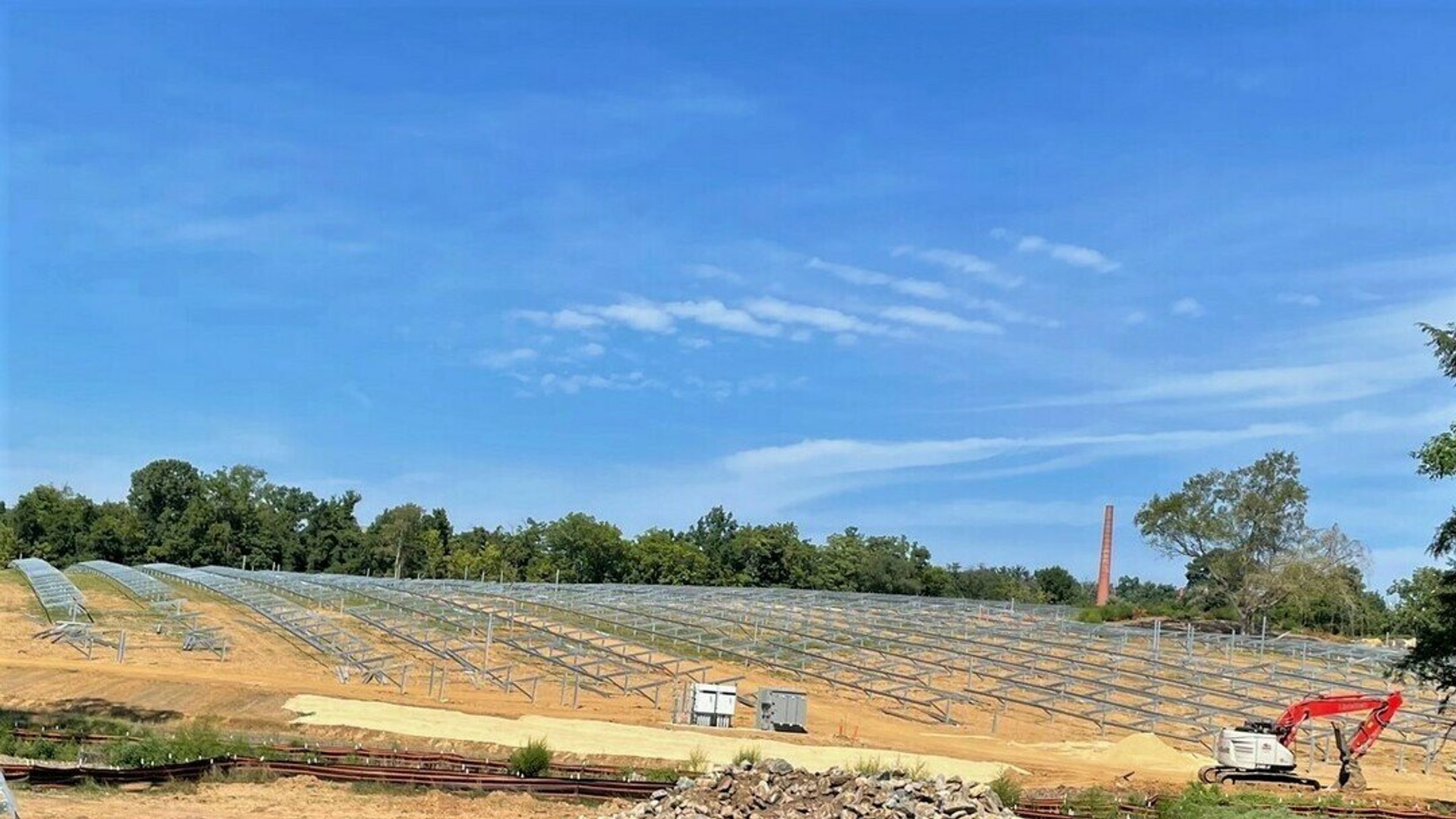 Universidad Católica instalará cientos de paneles solares - El Pregonero